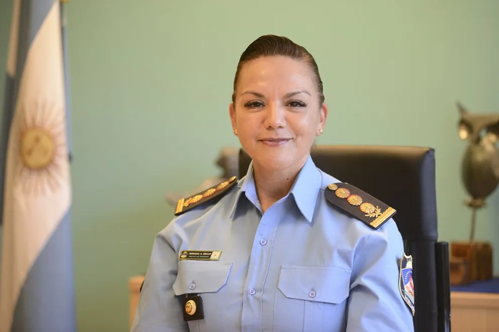 Rosana Bello: un pilar en la evolución de la Policía de Neuquén ...